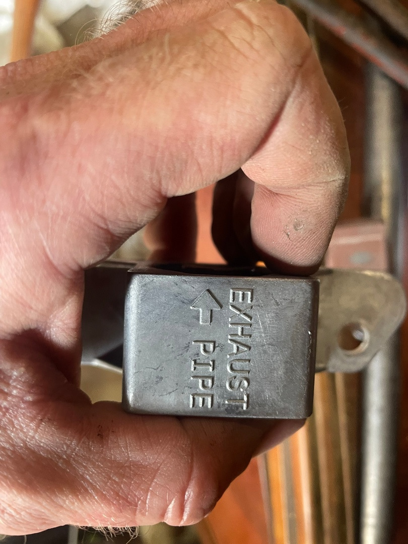 Замена шарнира глушителя. — BMW 2 series (F22), 3 л, 2015 года ...