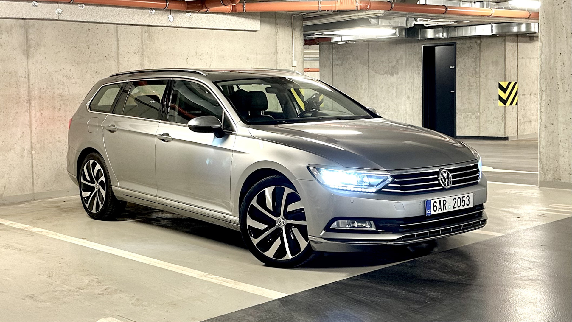 Пока, мой милый друг — Volkswagen Passat Variant (B8), 2 л, 2017 года ...