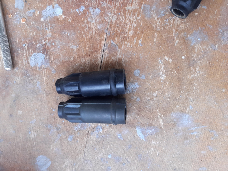 Замена масла, в двигателе, МКПП — Renault Duster (1G), 1,6 л, 2015 года ...