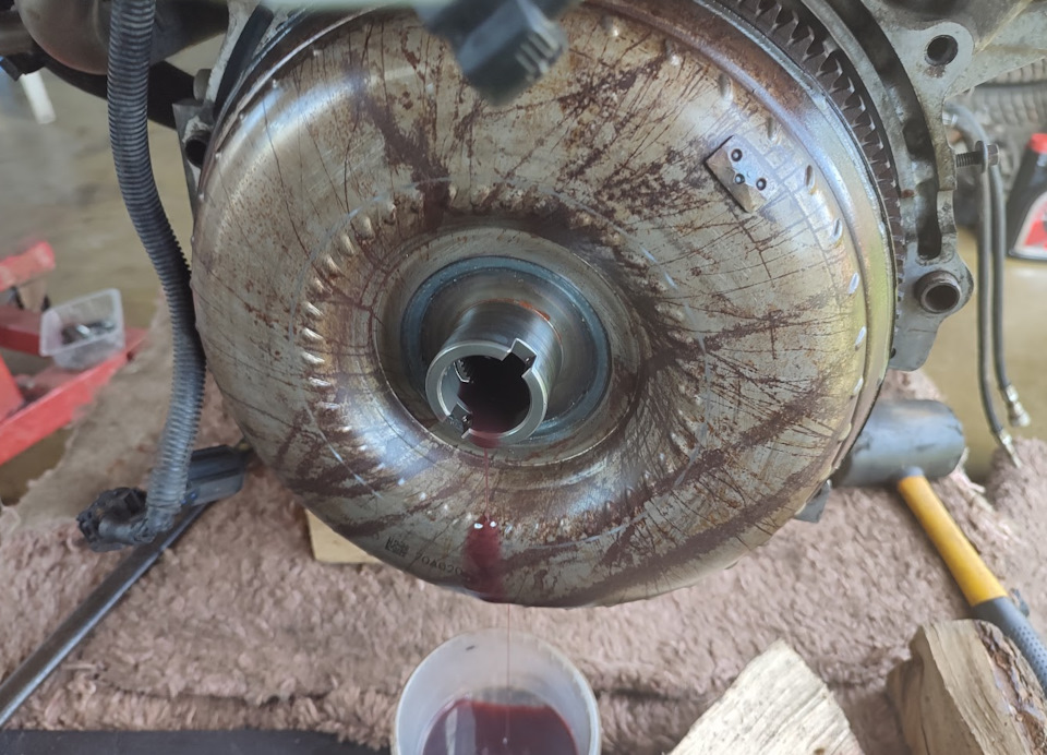 Гонит масло из коробки tf-80sc v8 — Volvo XC90 (1G), 4,4 л, 2005 года ...