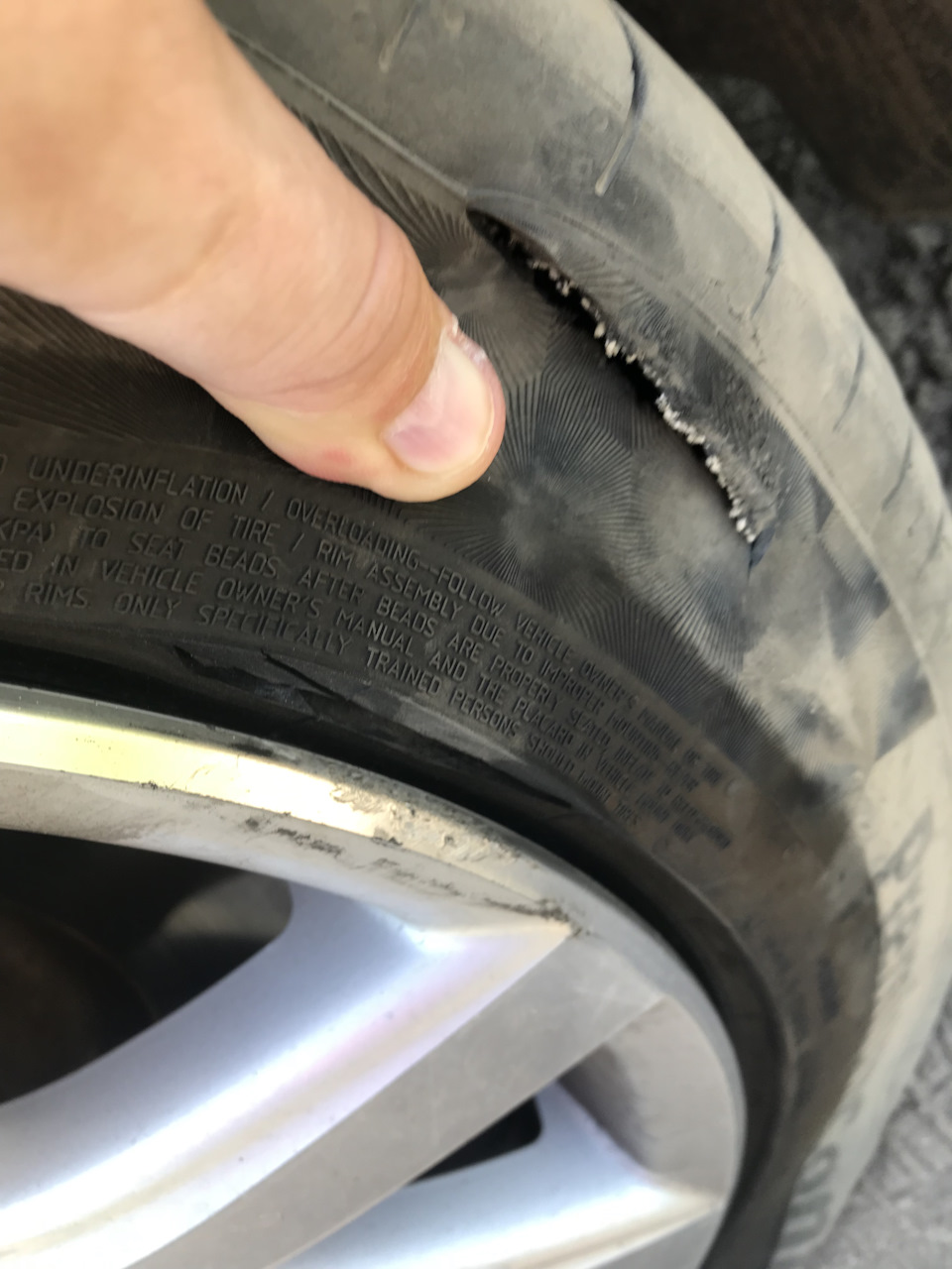 1. Шины Kumho ECSTA PS91 245/45 R18 100Y XL — Volkswagen Phaeton, 4,2 л, 2008 года | шины | DRIVE2