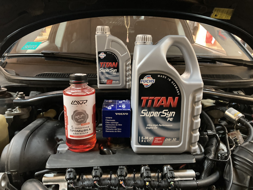 47. ТО 211900 Масло ДВС — Volvo S60 (1G), 2,4 л, 2006 года | плановое ...
