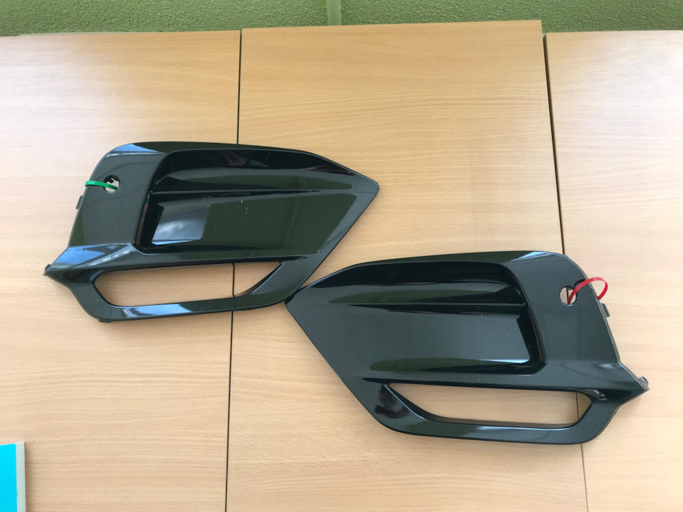 31425143 Решётка бампера Volvo | Запчасти на DRIVE2