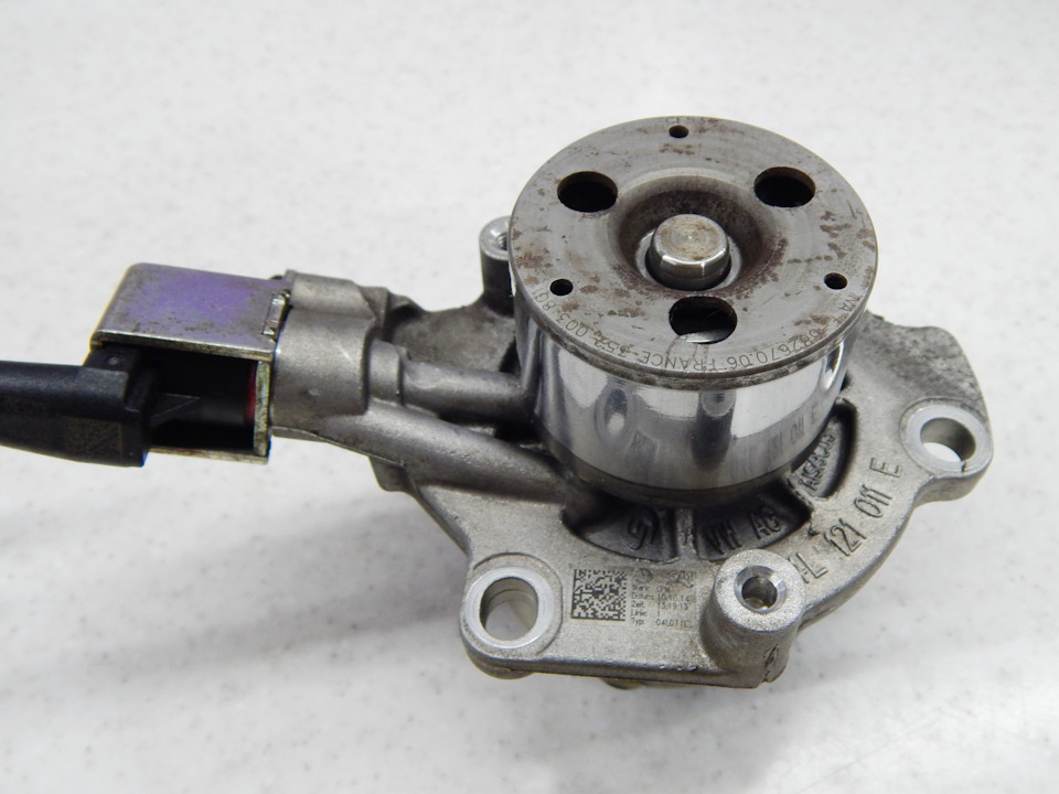 04L121011E Насос ОЖ с уплотнит. VAG | Запчасти на DRIVE2