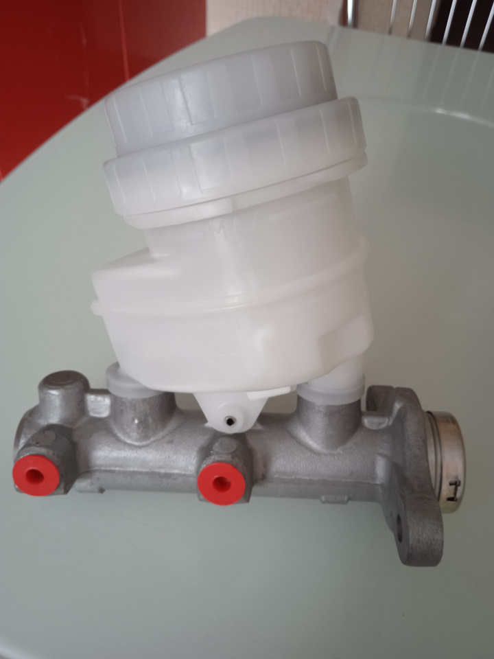 MN102441 ЦИЛИНДР ГЛАВНЫЙ ТОРМОЗНОЙ В СБОРЕ Mitsubishi | Запчасти на DRIVE2