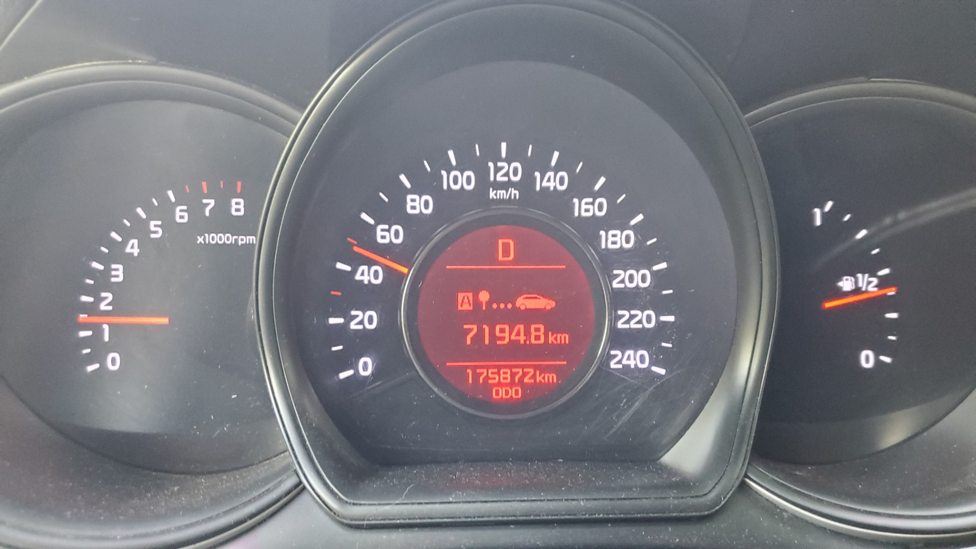 Замена масла, тормозной, антифриза — KIA Ceed SW (2G), 1,6 л, 2013 года ...