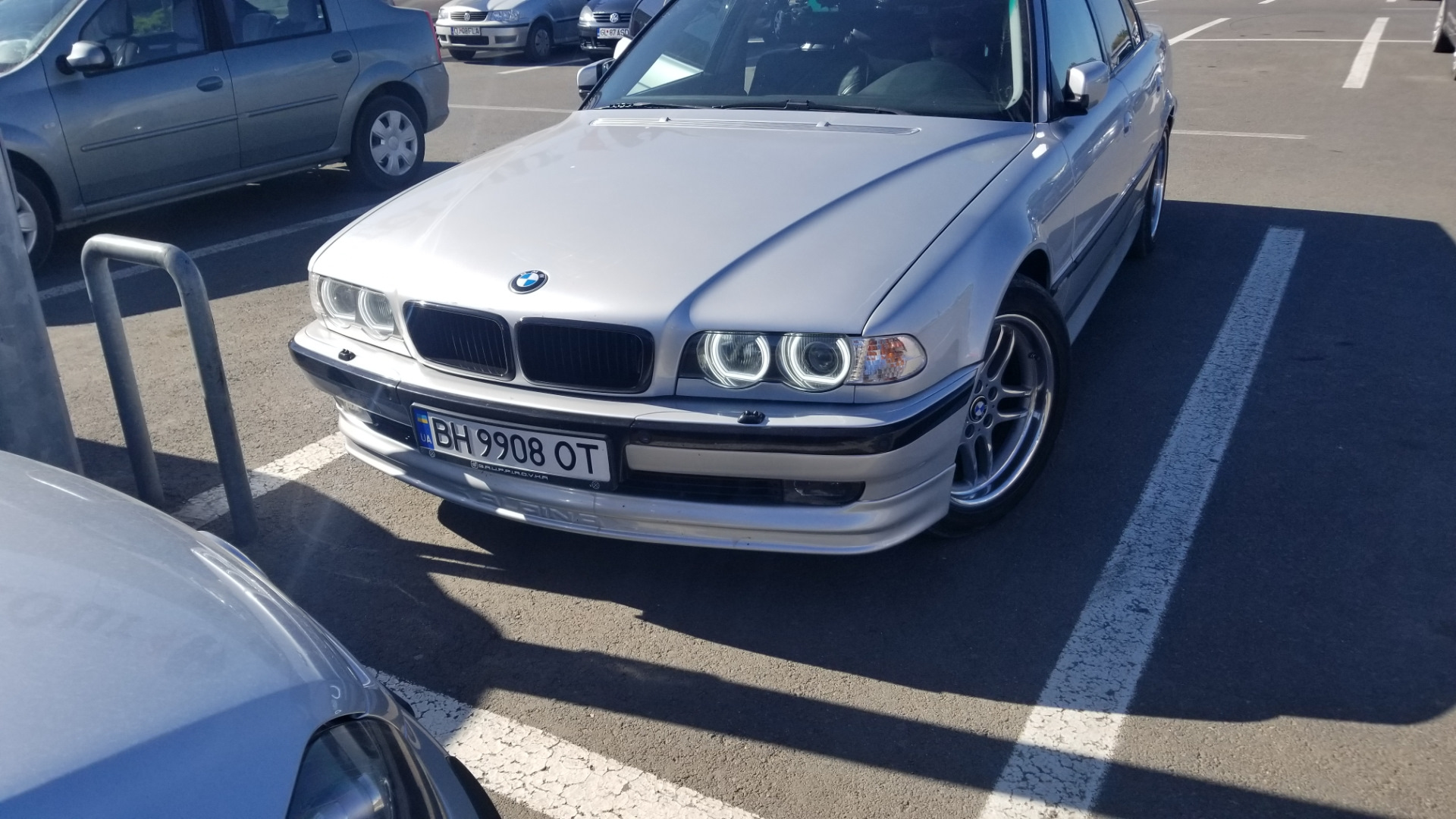 Некорректная работа переднего парктроника, LED глаза, стиль F. — BMW 7 series (E38), 3 л, 2001 ...