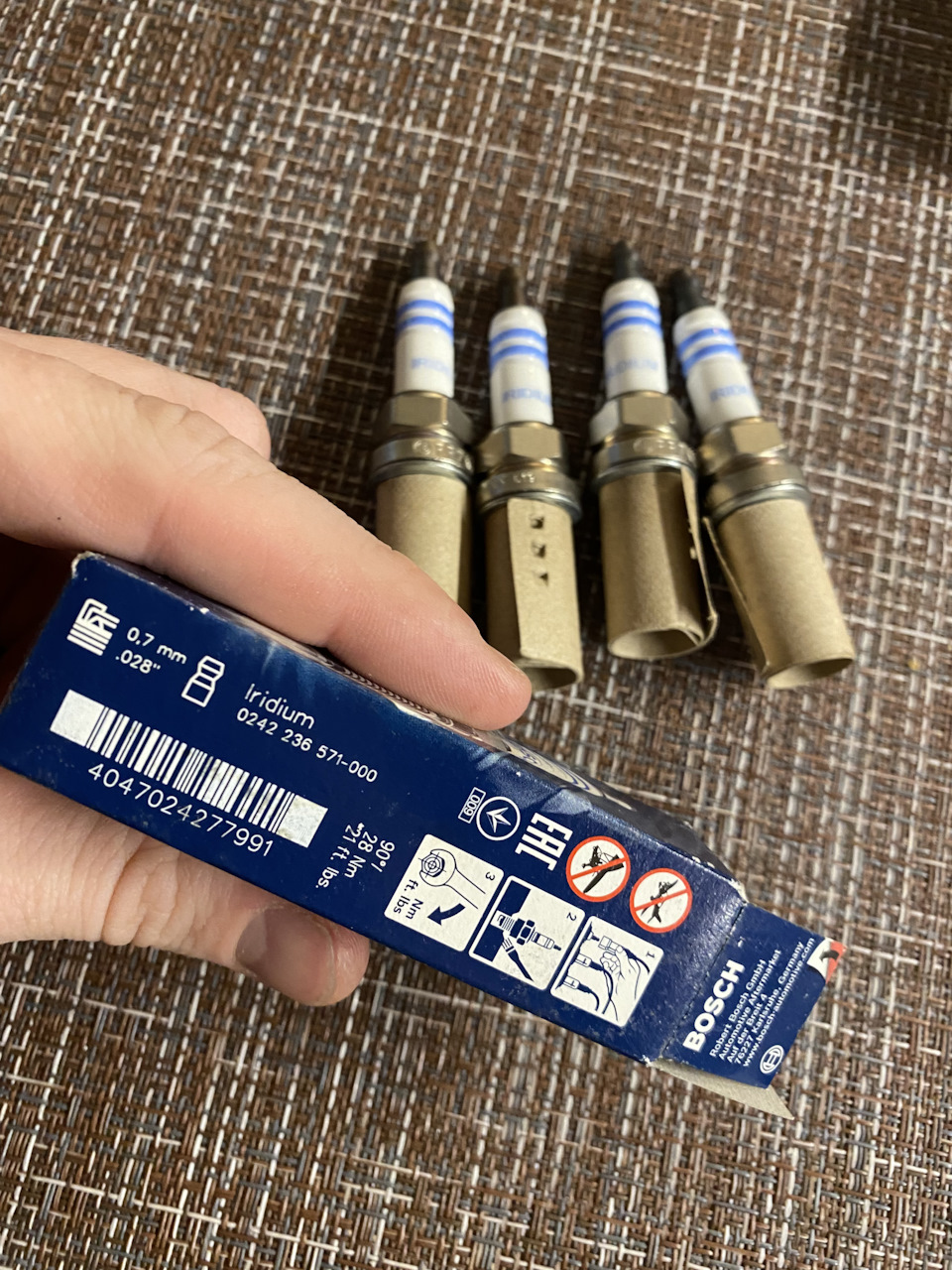 0242236571 Свеча зажигания BOSCH | Запчасти на DRIVE2