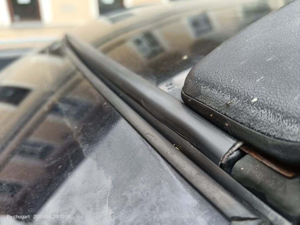Антискол над лобовым стеклом — Opel Astra H, 1,8 л, 2012 года ...