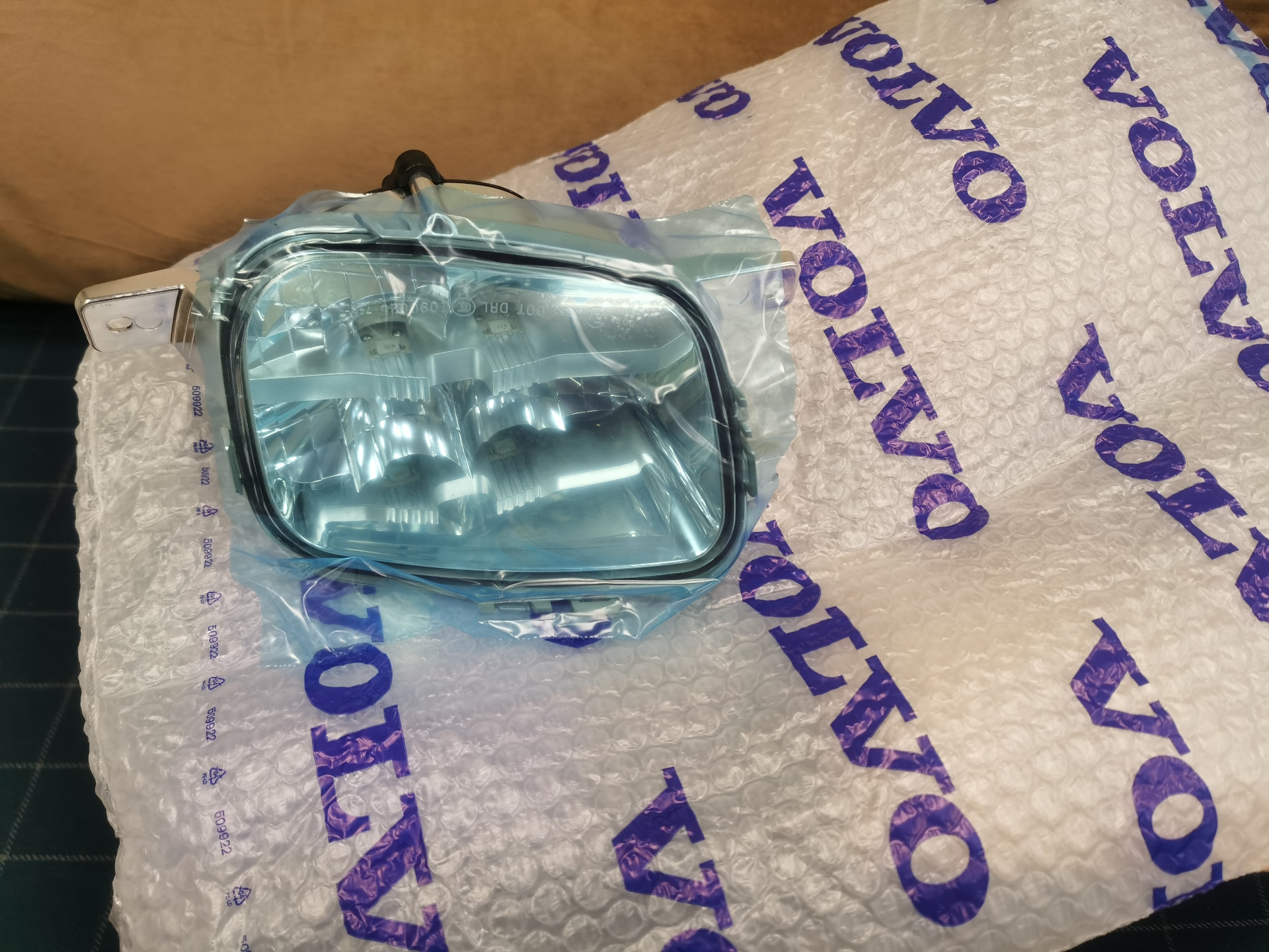 Штатные ДХО в ПТФ — Volvo XC90 (1G), 2,5 л, 2006 года | стайлинг | DRIVE2