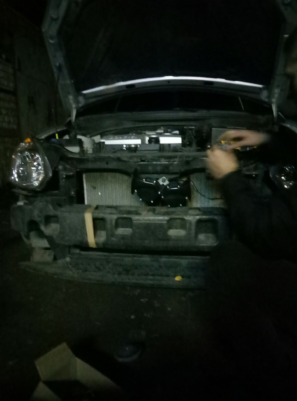 Замена штатного сигнала — Hyundai Verna (MC), 1,4 л, 2007 года ...