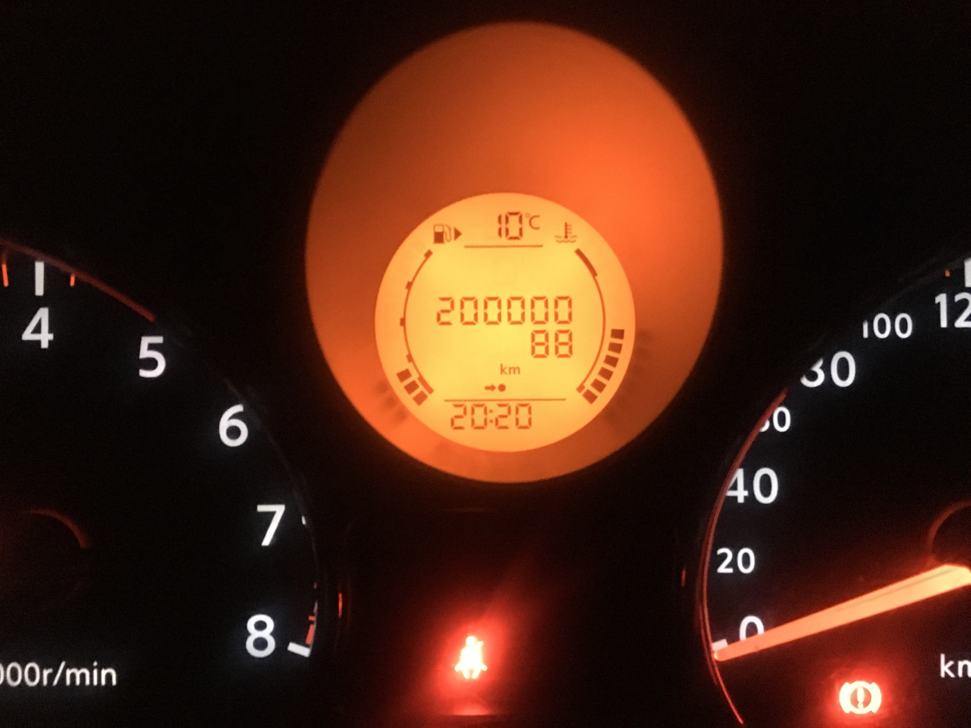 200 000. Поймал цифры. — Nissan X-Trail II (t31), 2 л, 2007 года ...