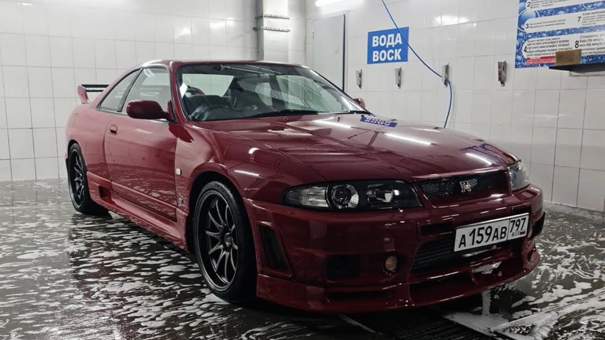 Nissan Skyline GT-R (R33) 2.6 бензиновый 1998 | SUPER CLEAR RED II на ...
