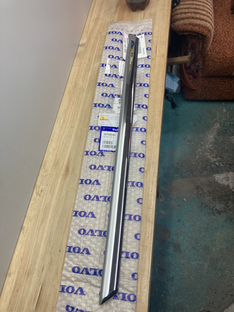 Замена хромированного молдинг задней левой двери — Volvo S80 (2G), 2,5 ...