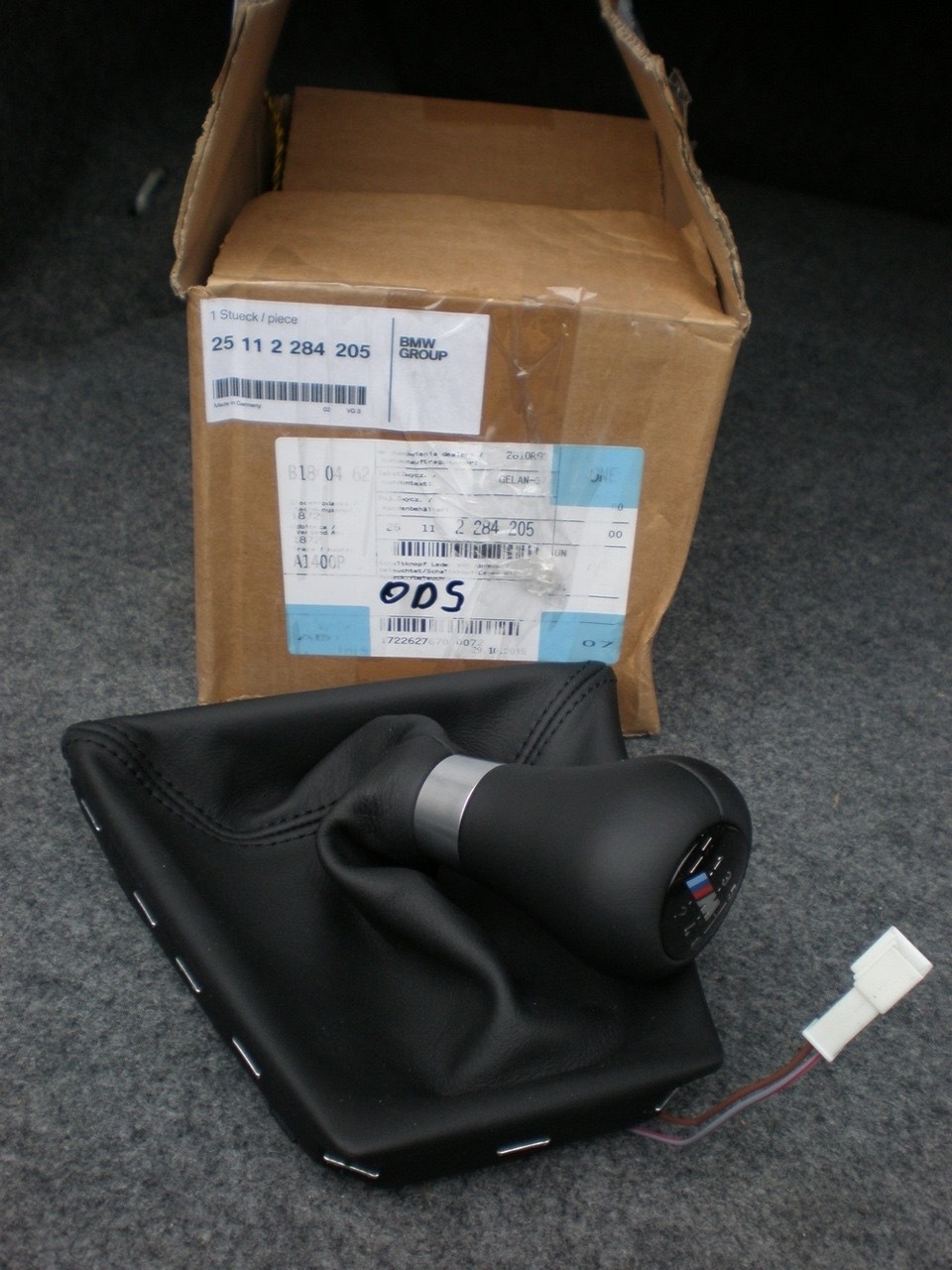 25112284205 Головка рычага ПП кож.с наклад./с подсв BMW | Запчасти на ...