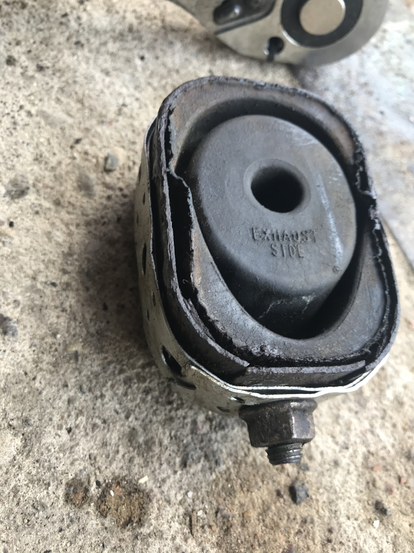 Демпфер выхлопной трубы, 13229780 ремонт — Opel Astra J GTC, 1,4 л ...