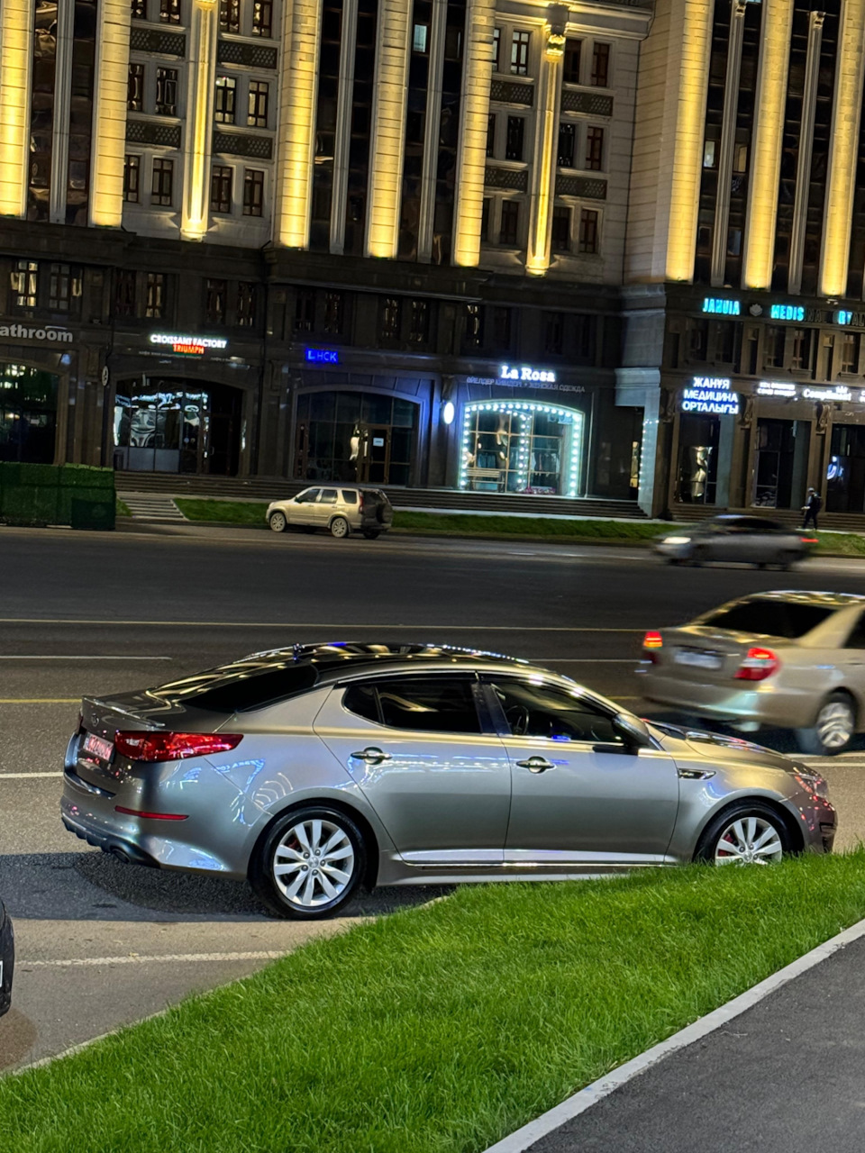 R18 > R17 Оригинал с новыми шинами — KIA Optima (3G), 2 л, 2015 года ...