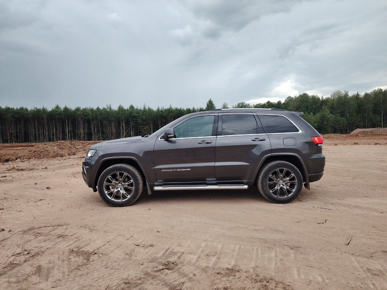 Случайный фото сет) — Jeep Grand Cherokee (WK2), 3,6 л, 2014 года | фотография | DRIVE2