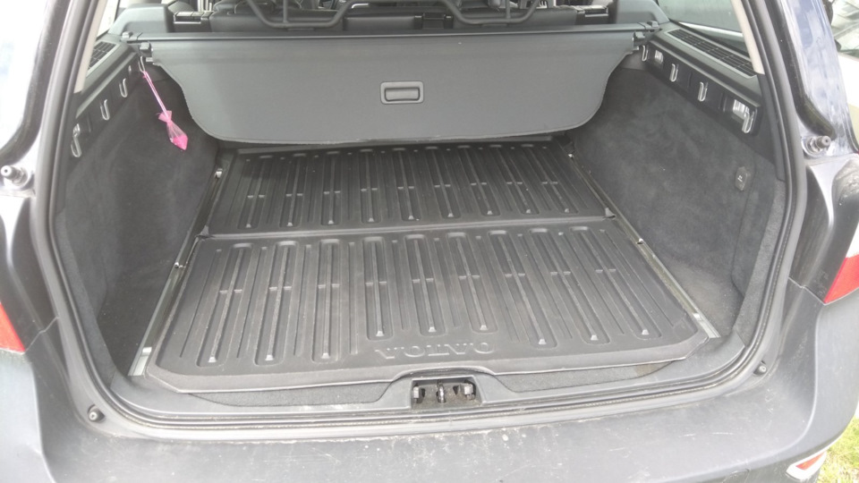 Пластиковый коврик багажника — Volvo XC70 III, 2,4 л, 2012 года ...