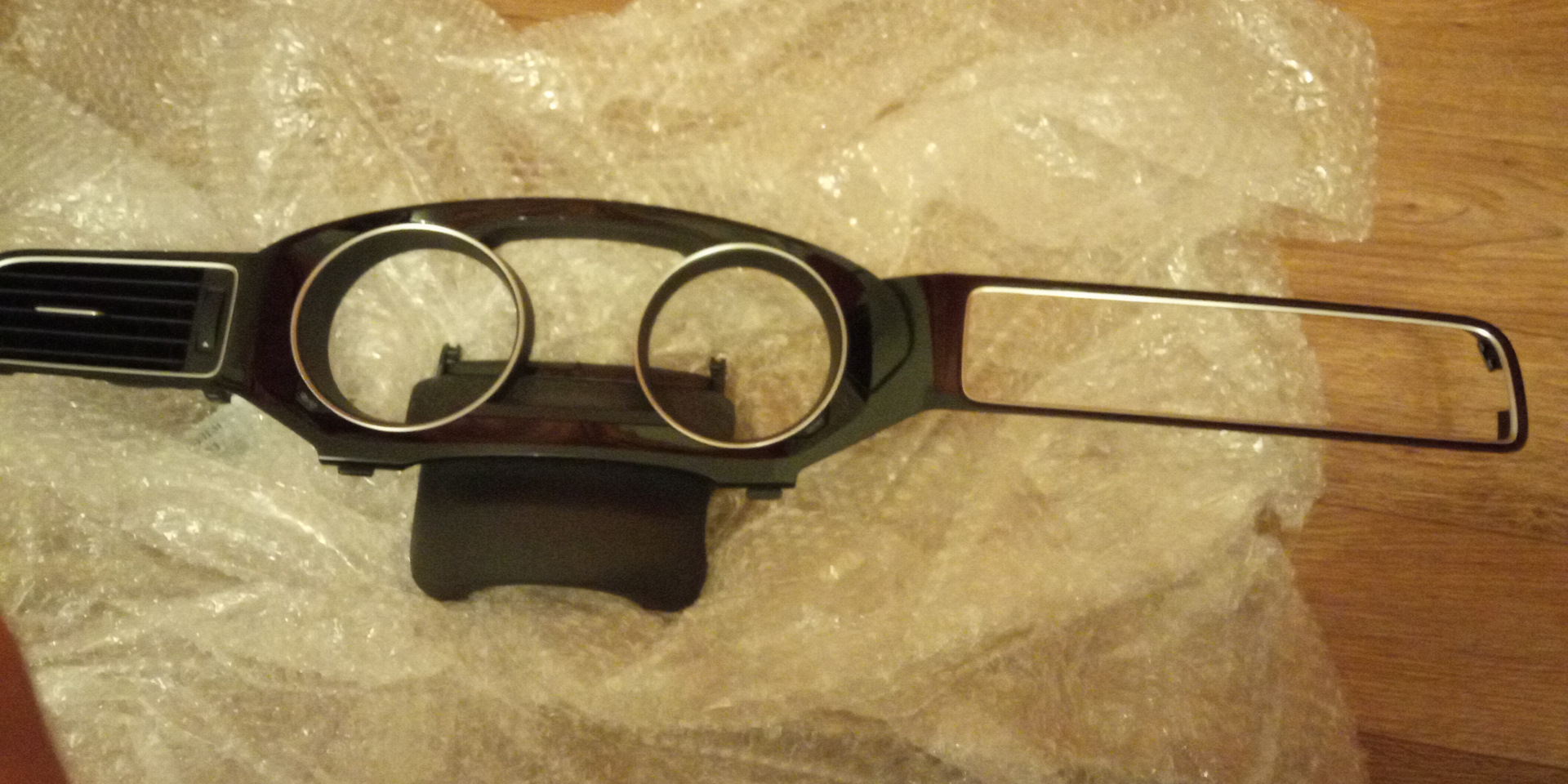 накладка панели приборов! дорестайл в рестайл ЛАК/ХРОМ. ФИНИШ ...