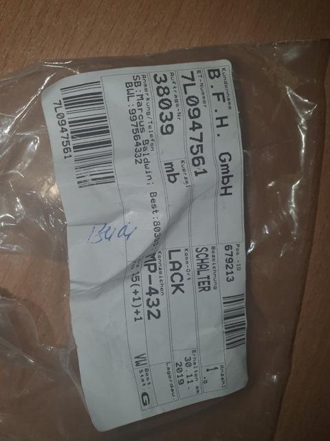 7L0947561 Выключатель VAG | Запчасти на DRIVE2