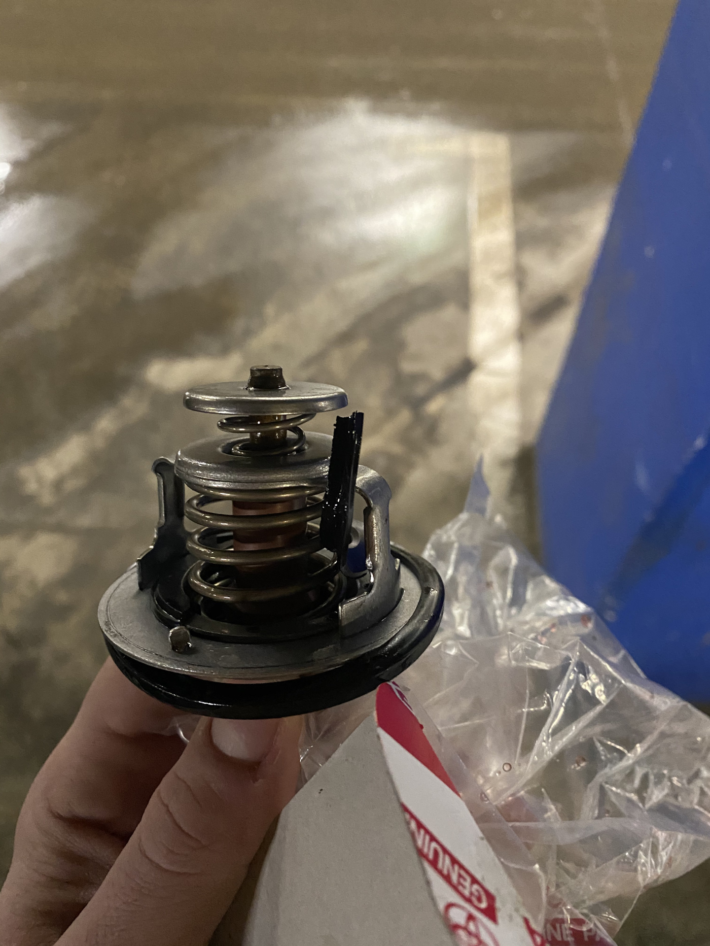 Замена термостата на 1uzfe vvti. — Toyota Crown Majesta (S170), 4 л ...