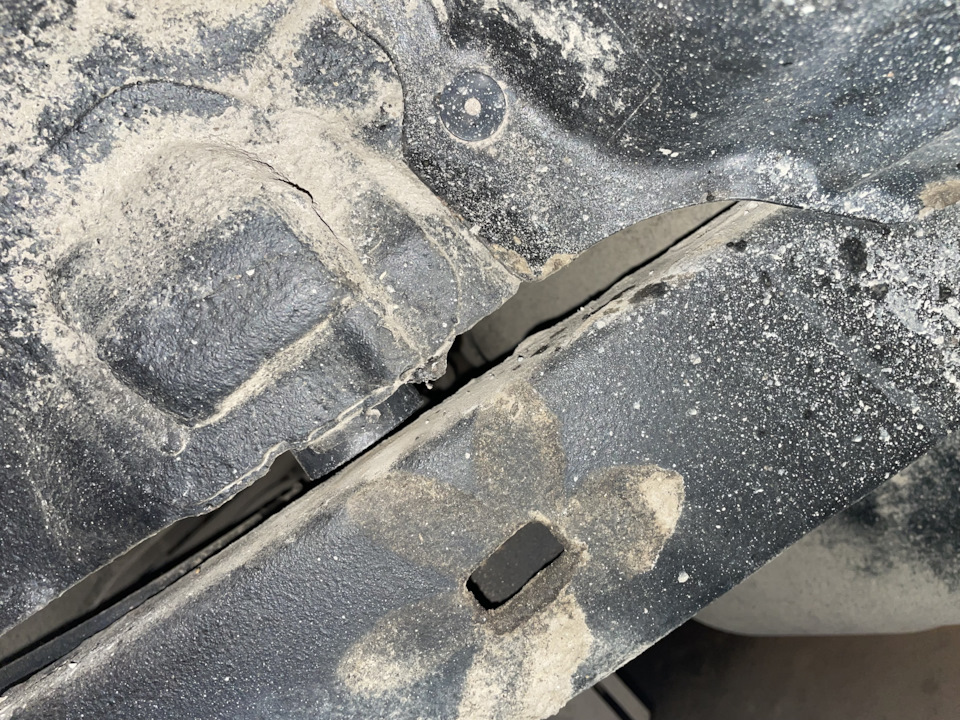 Замена подушек кузова Прадо 95 рестайл — Toyota Land Cruiser Prado 90 ...