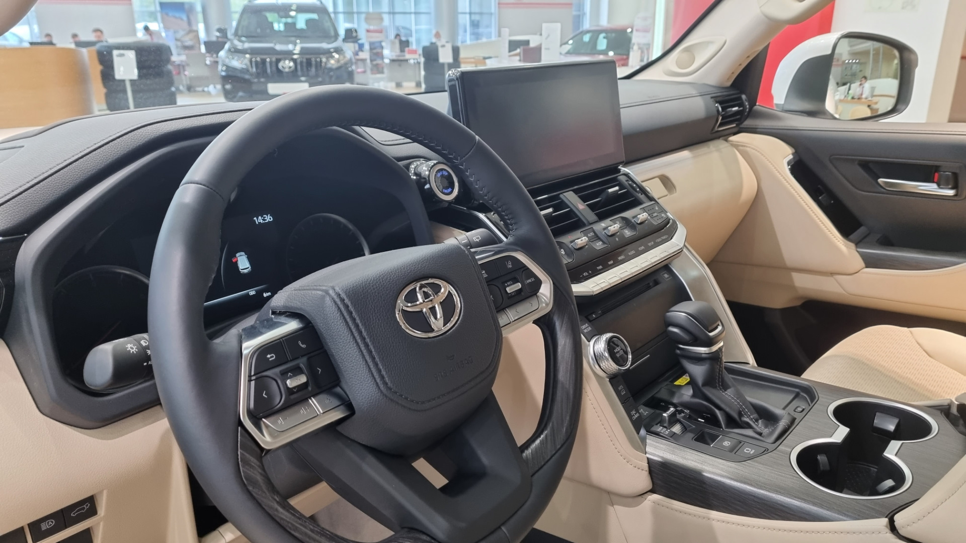 Познакомился с 300-м. — Toyota Land Cruiser 200, 4,5 л, 2015 года | просто так | DRIVE2