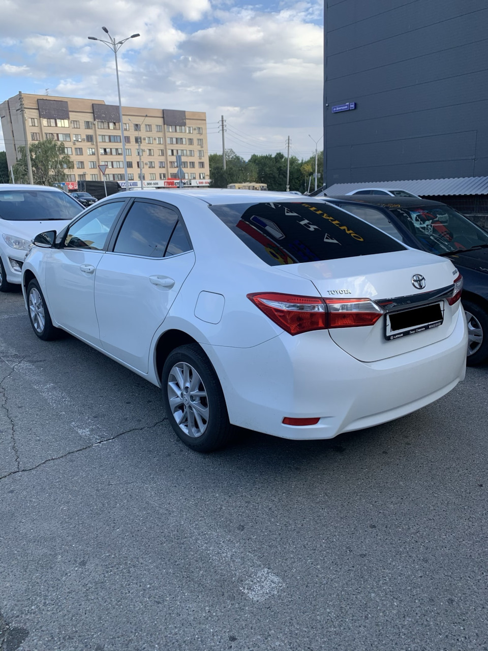 Тонировка — Toyota Corolla (160), 1,6 л, 2013 года | аксессуары | DRIVE2