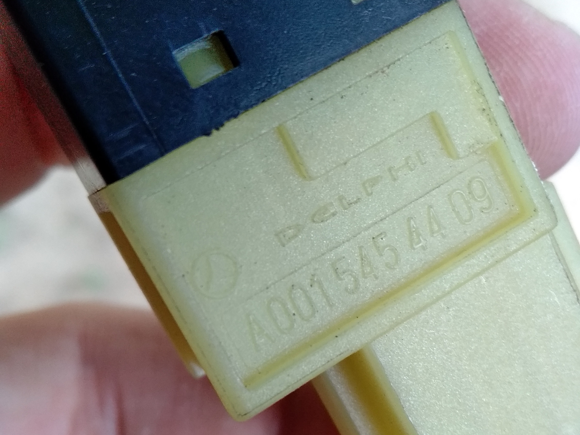 Замена датчика педали тормоза — Mercedes-Benz Vito (2G), 2,2 л, 2007 ...