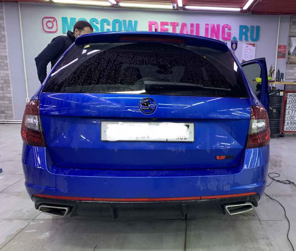 Антихром почти конец — Skoda Octavia Combi RS A7 Mk3, 2 л, 2019 года ...