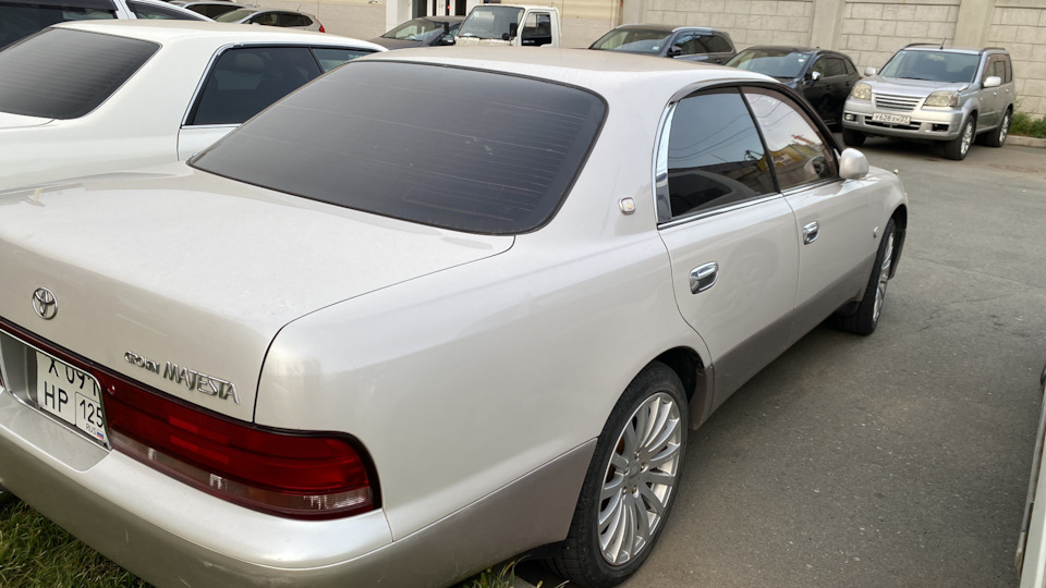 Немного фото в ленту — Toyota Crown Majesta (S140), 4 л, 1992 года | фотография | DRIVE2