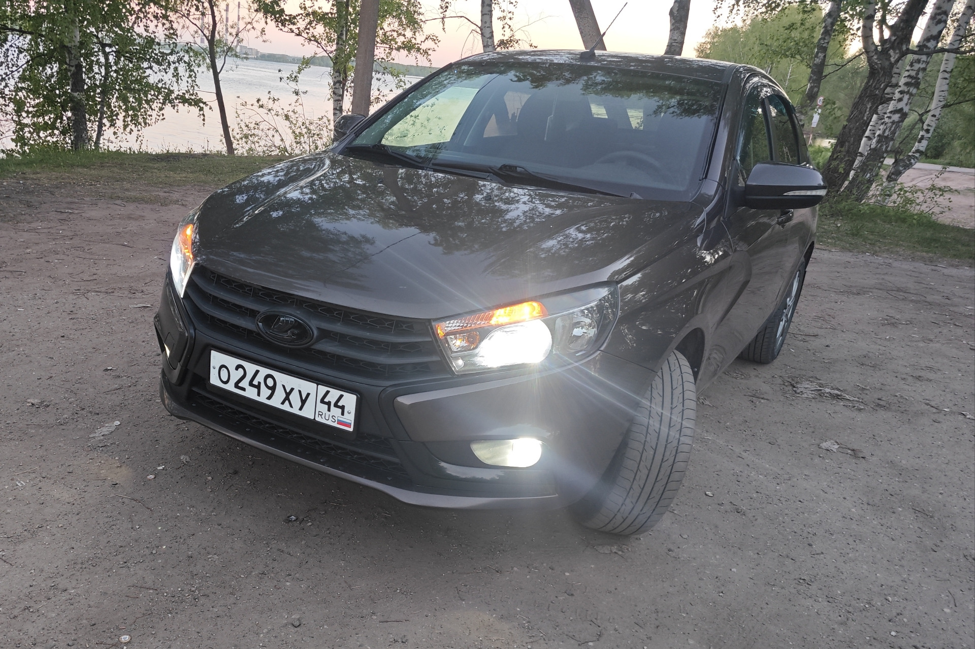Хорошие и недорогие Led в ближний — Lada Vesta (1G), 1,6 л, 2016 года | стайлинг | DRIVE2
