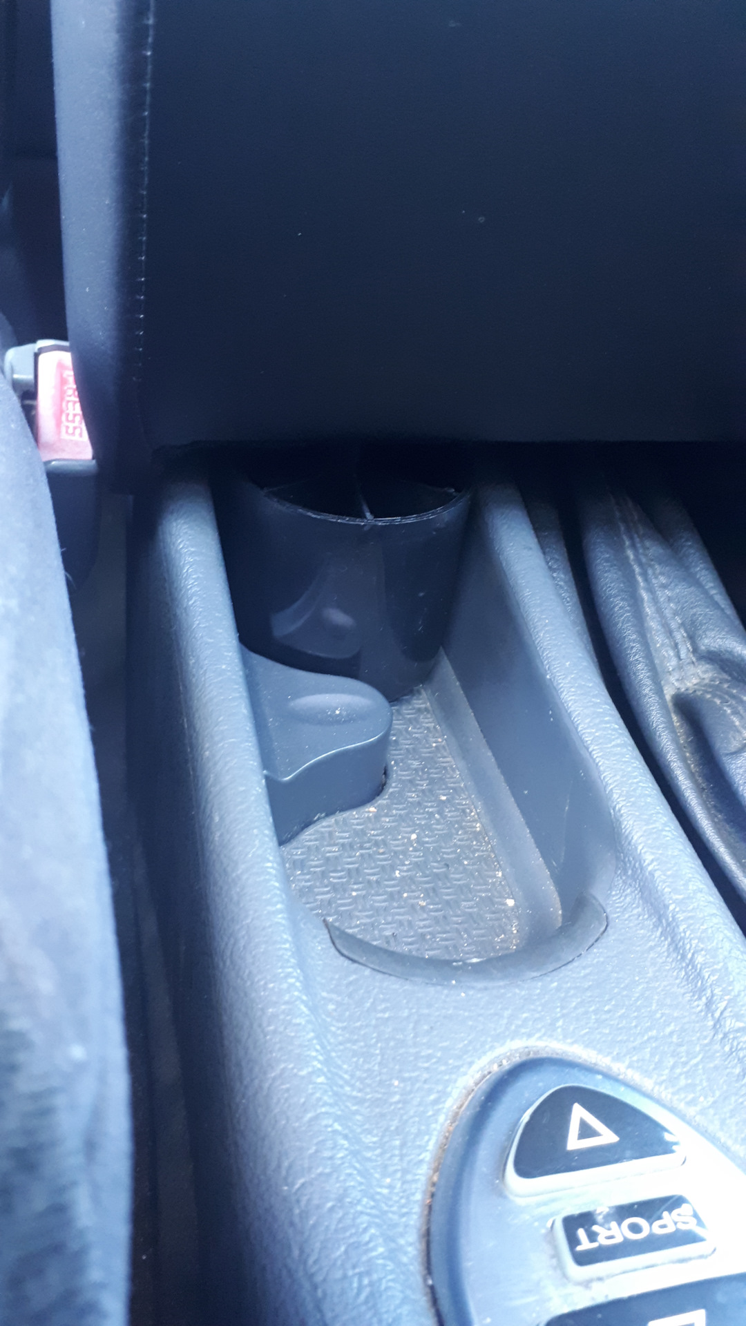 Универсальный подлокотник Ситроен С5 — Citroen C5 (1G), 2 л, 2002 года ...