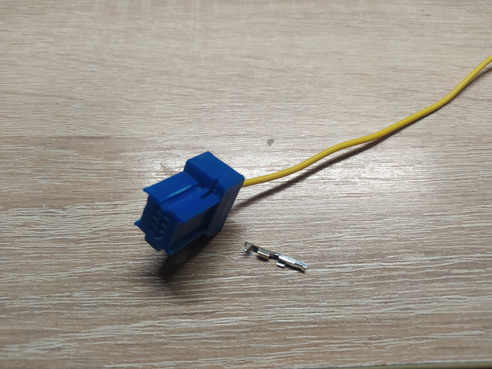 Установка датчика солнечной радиации — Lada Granta, 1,6 л, 2018 года ...