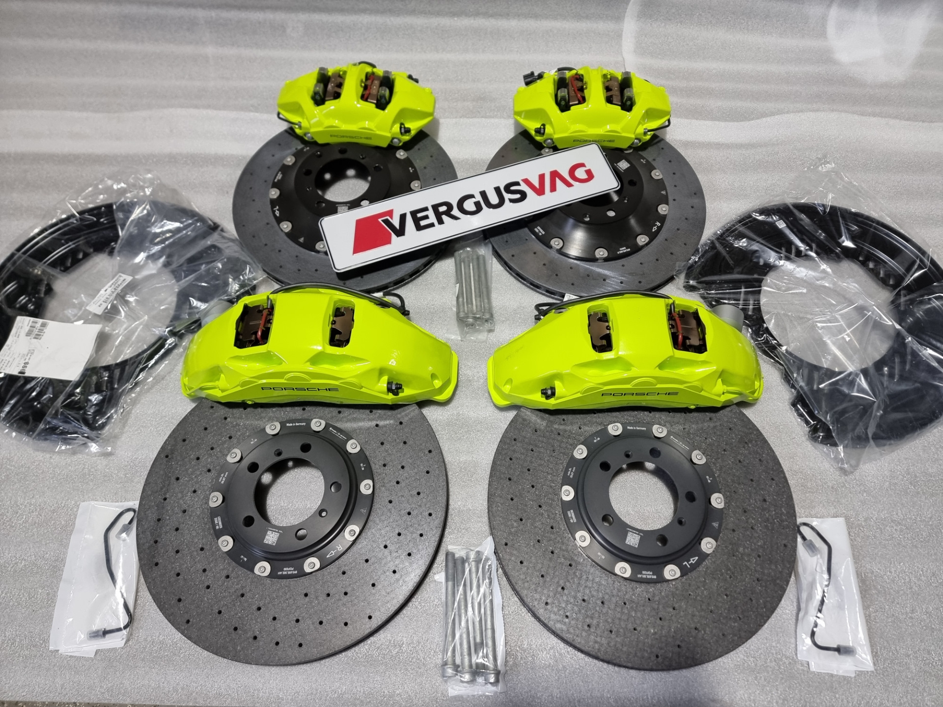 Комплект керамических тормозов для Porsche Cayenne Coype — VergusVAG на ...