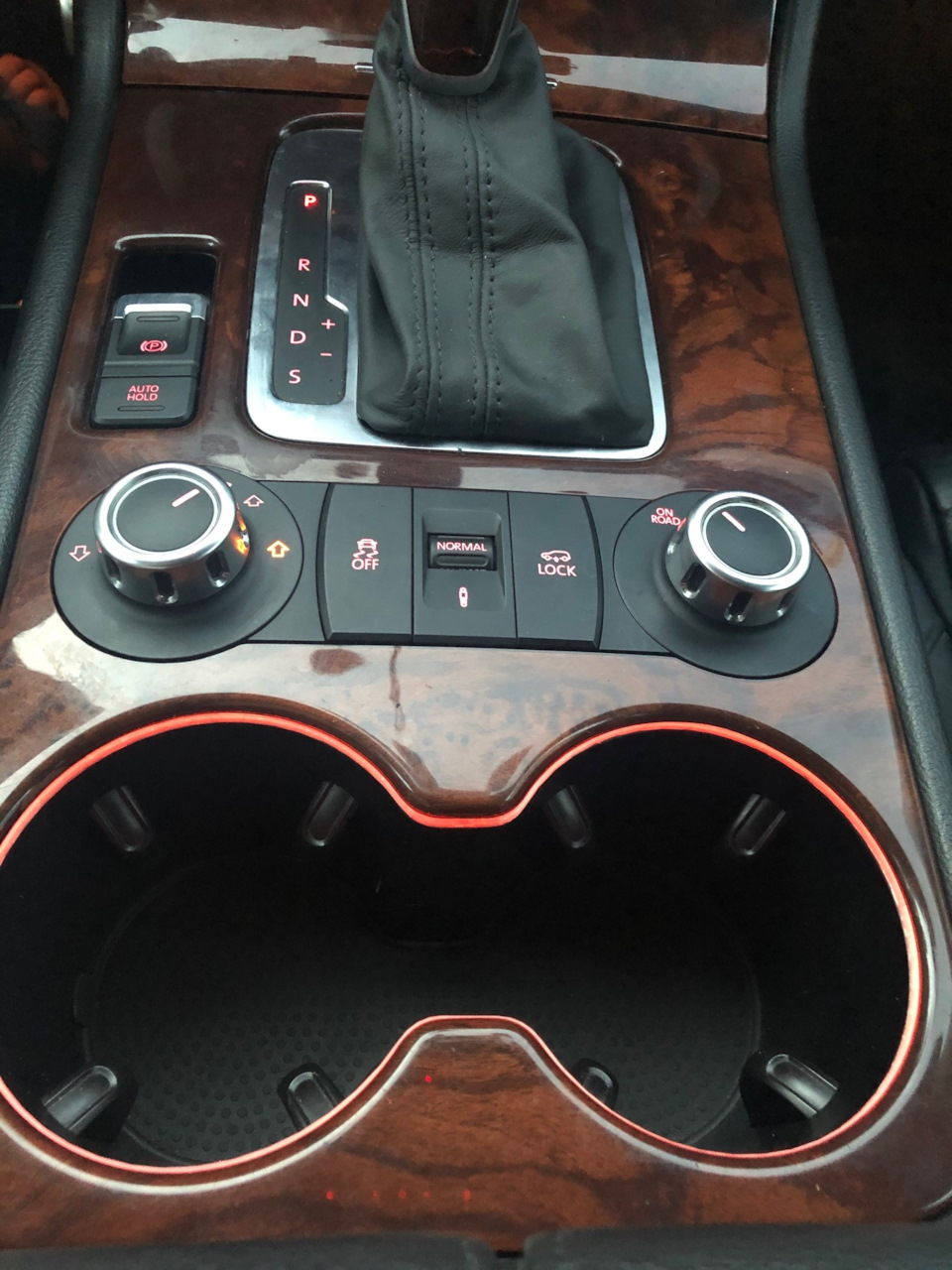 Подсветка подстаканников…the final entry… — Volkswagen Touareg (2G), 3 ...