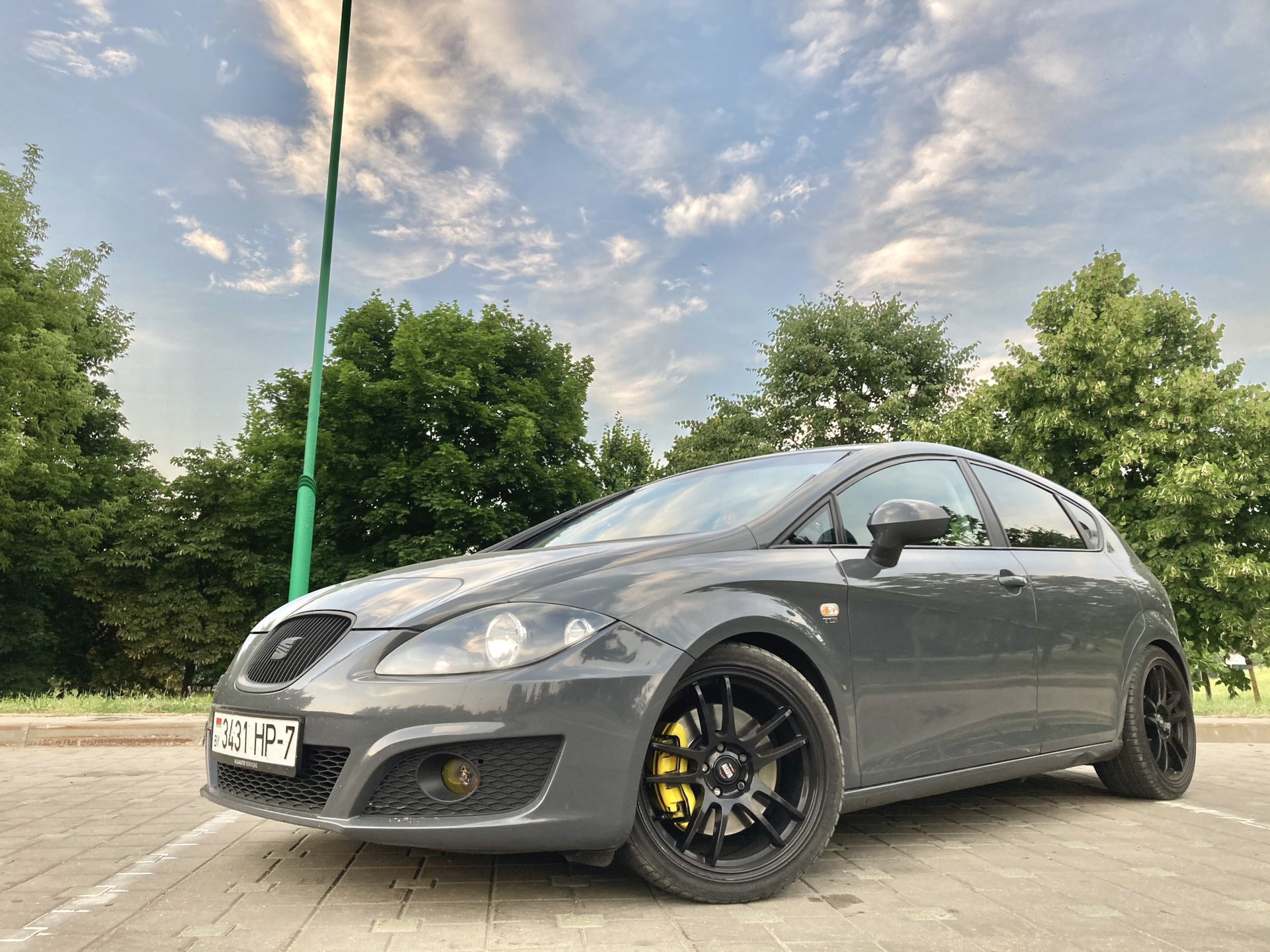 Установил добротные суппорта от Audi S4 320мм — SEAT Leon (Mk II), 1,4 ...