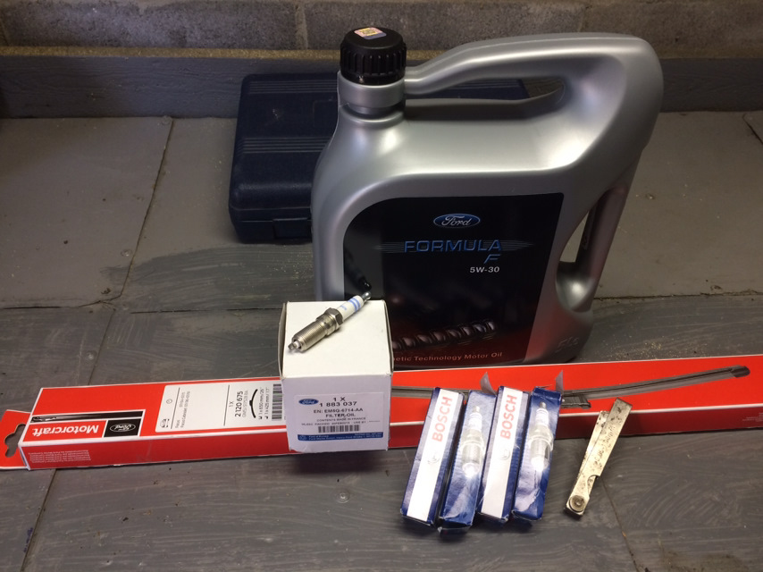 №45. Замена масла, масленого фильтра, свечей зажигания и щёток стекла ...