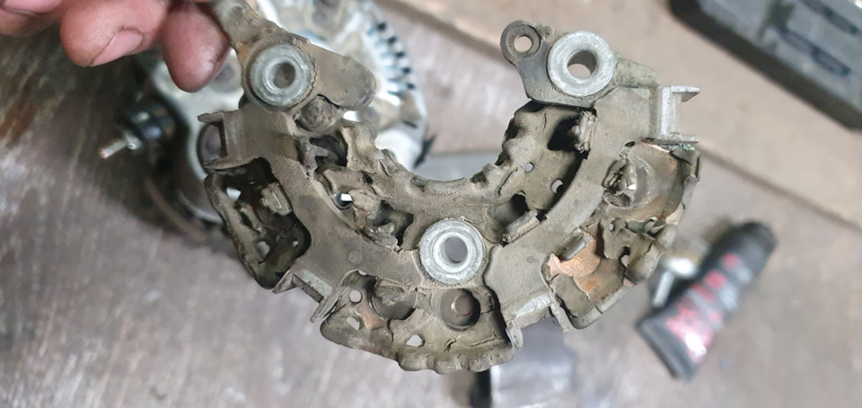 генератор проблема — Toyota Corolla (100), 1,5 л, 1991 года | запчасти ...