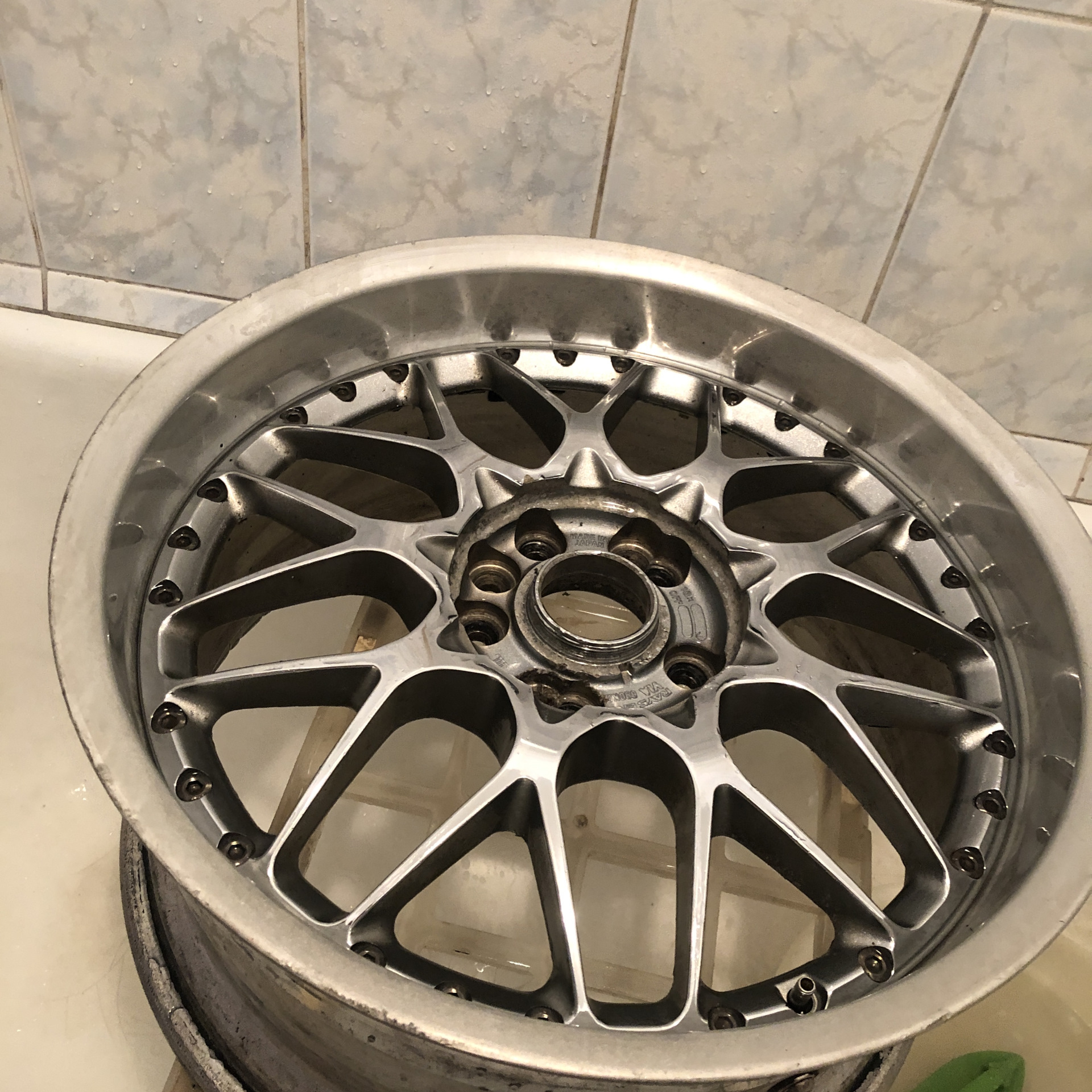 Реставрация Rays Volk Racing Evolution 3 — Toyota Mark II (100), 2 л, 1999 года | колёсные диски ...