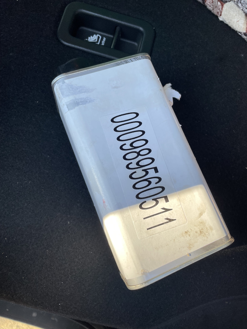 A000989560511 ТОРМОЗНАЯ ЖИДКОСТЬ DOT4 1000ml Mercedes | Запчасти на DRIVE2