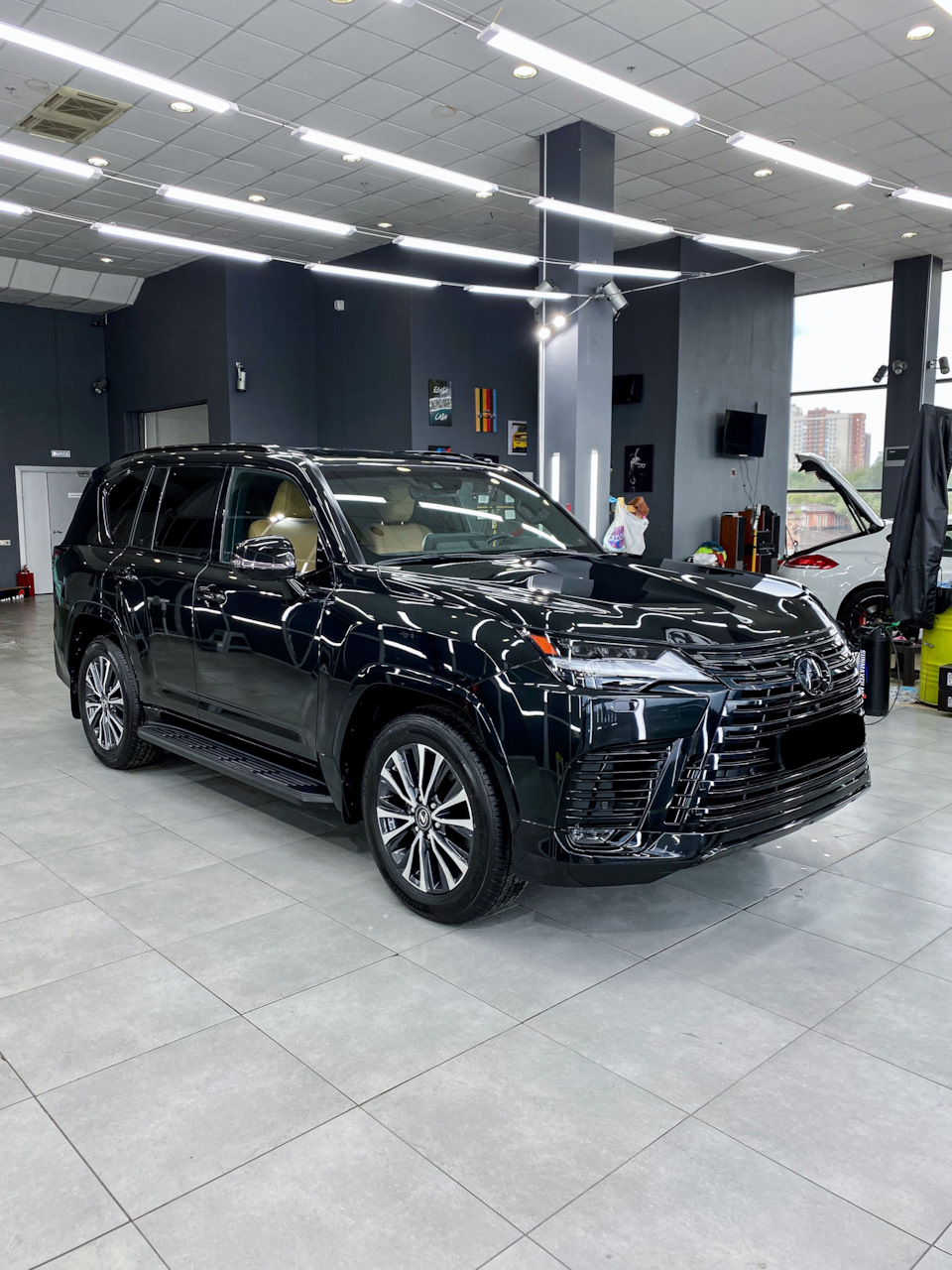 Защитили Lexus Lx550+ Антихром — Creative Car на DRIVE2