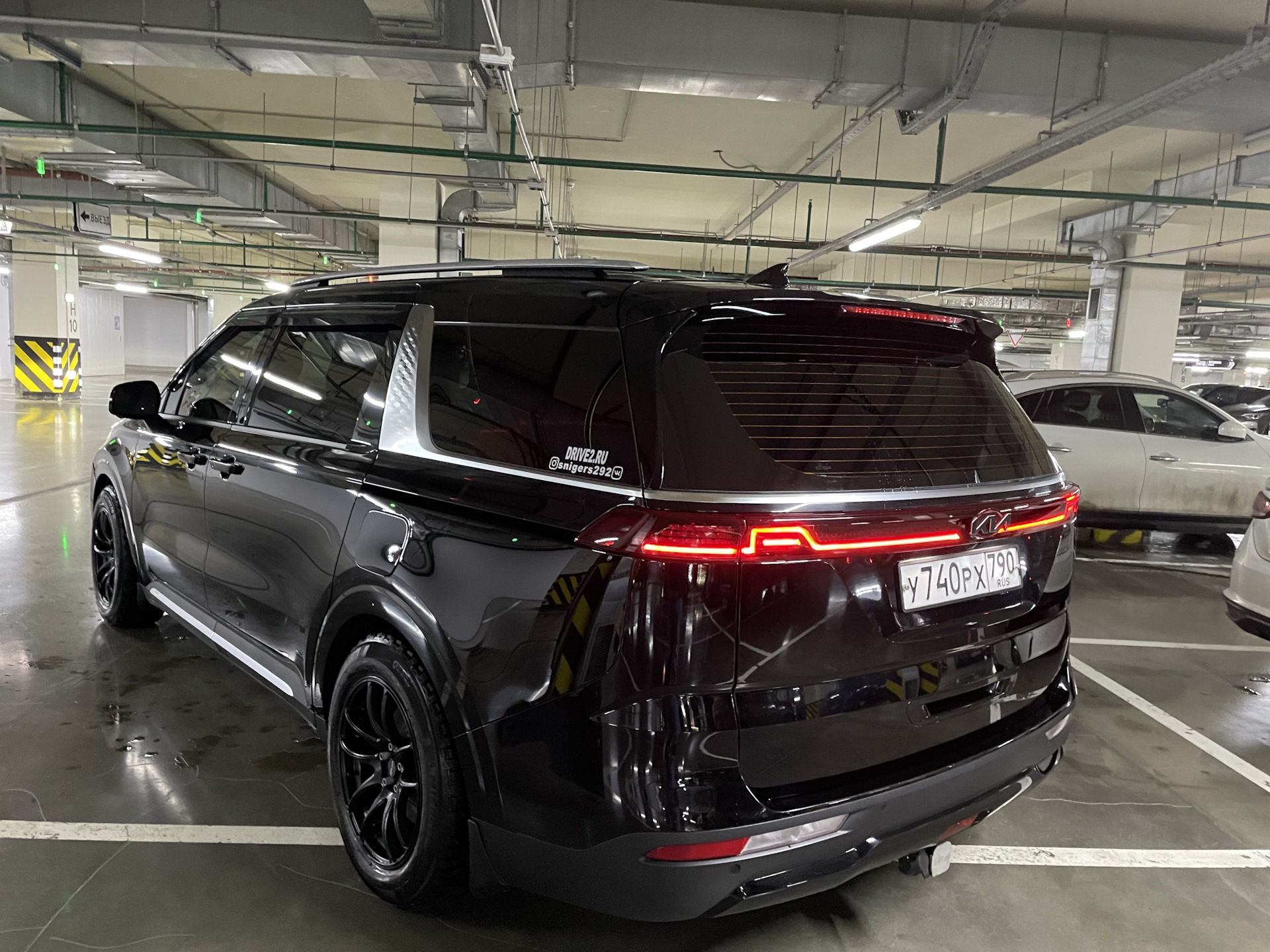 Замена наклеек или сильная Мойка кузова. — KIA Carnival (4G), 2,2 л, 2021 года | мойка | DRIVE2