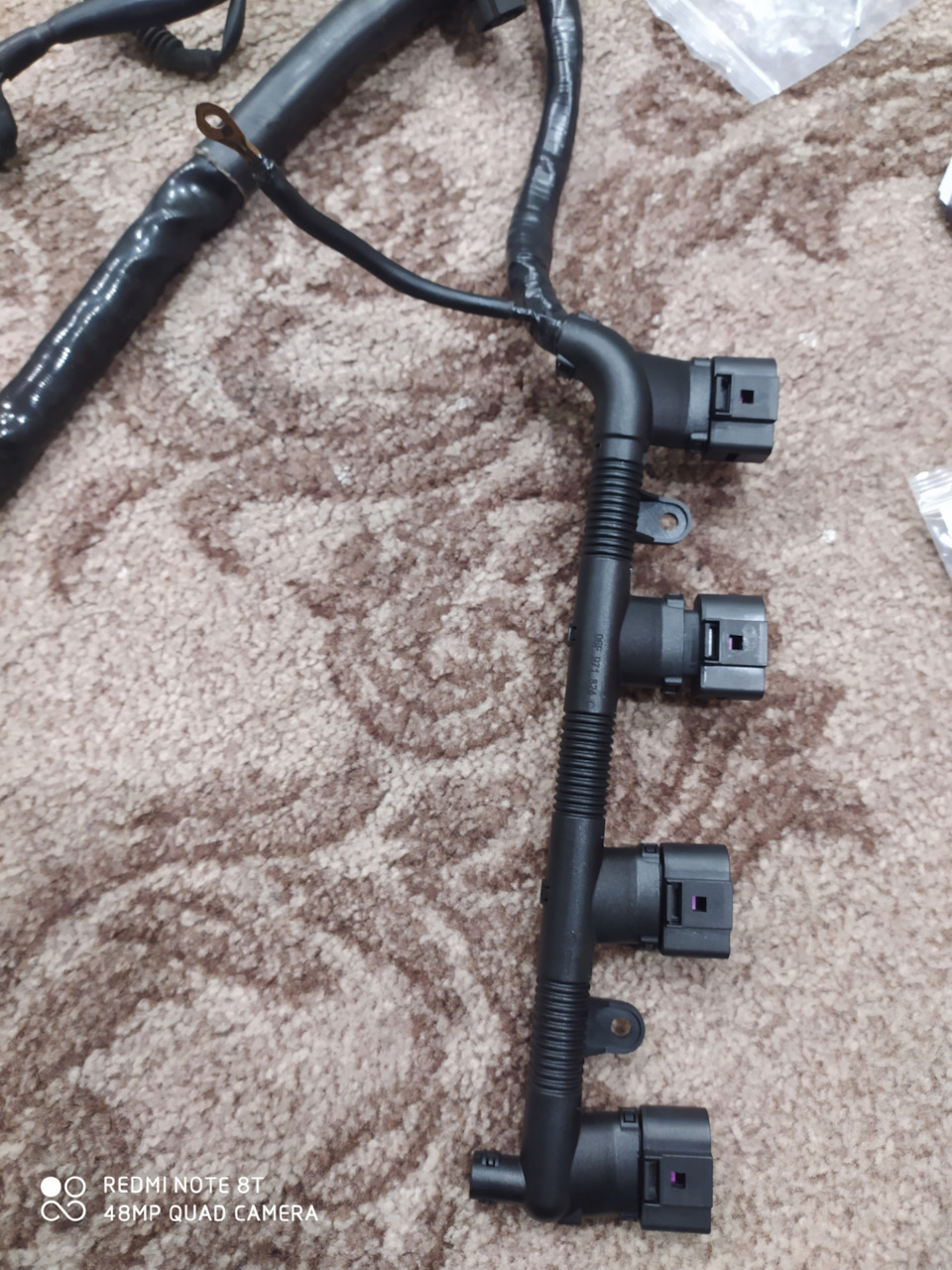 06F971824C Кабельная шахта VAG | Запчасти на DRIVE2