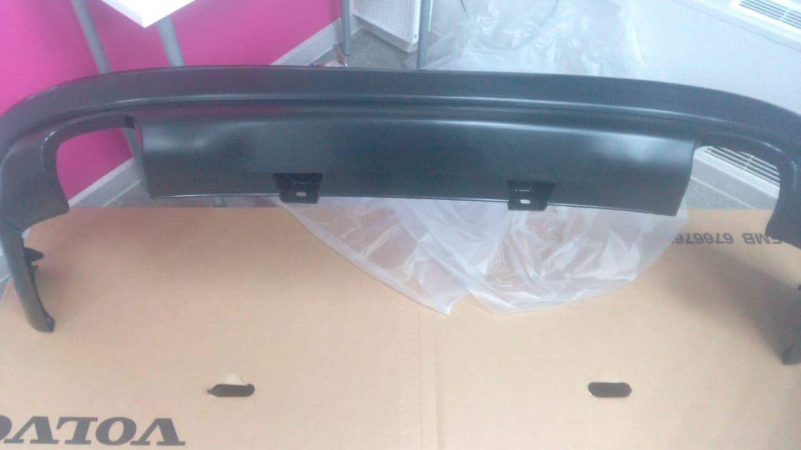 35. Установка юбки заднего бампера от 2014-2016MY — Volvo S80 (2G), 1,6 ...