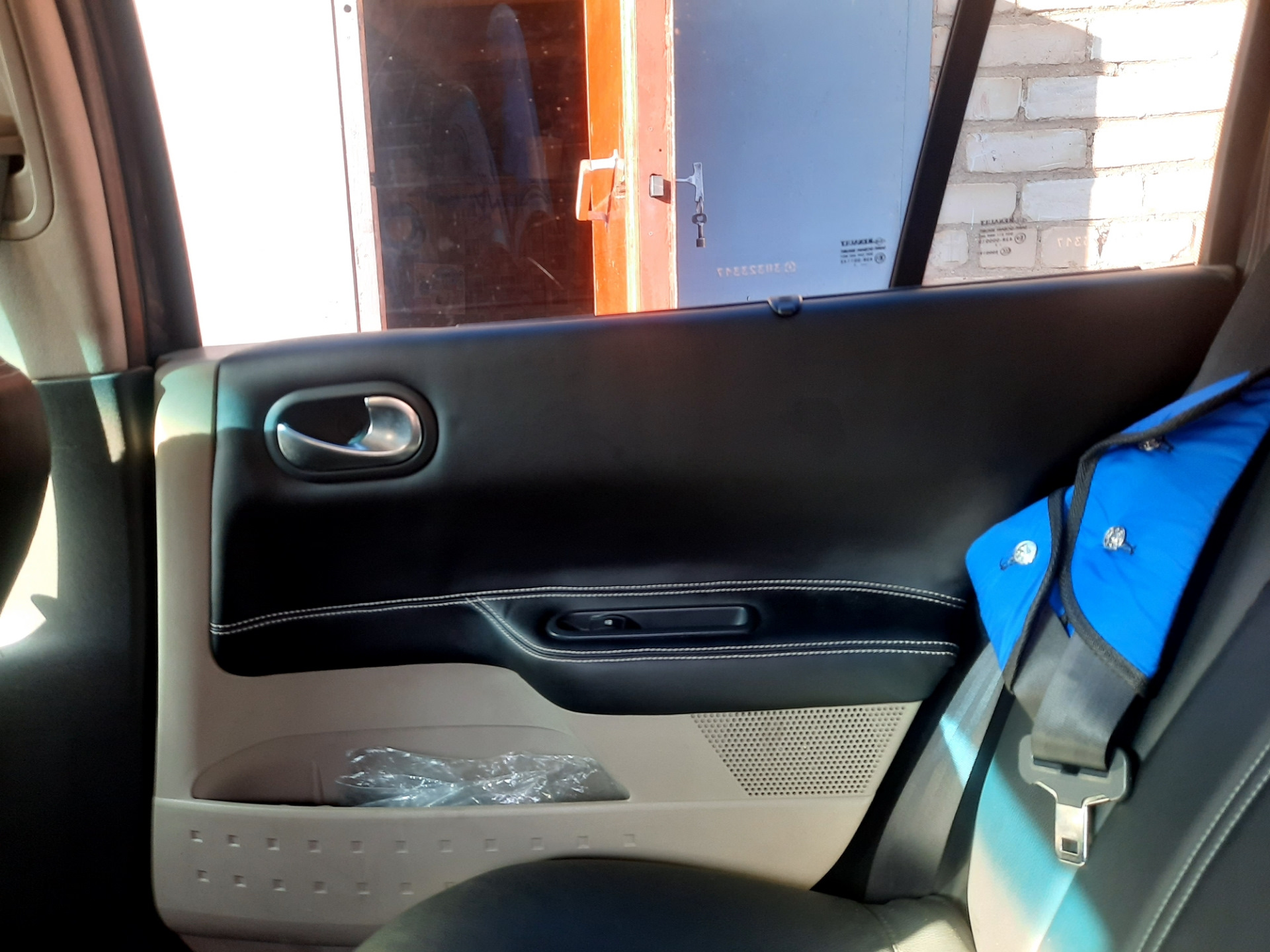 Рено Меган 2: диски и карты дверей — Renault Megane II, 1,5 л., 2007 ...