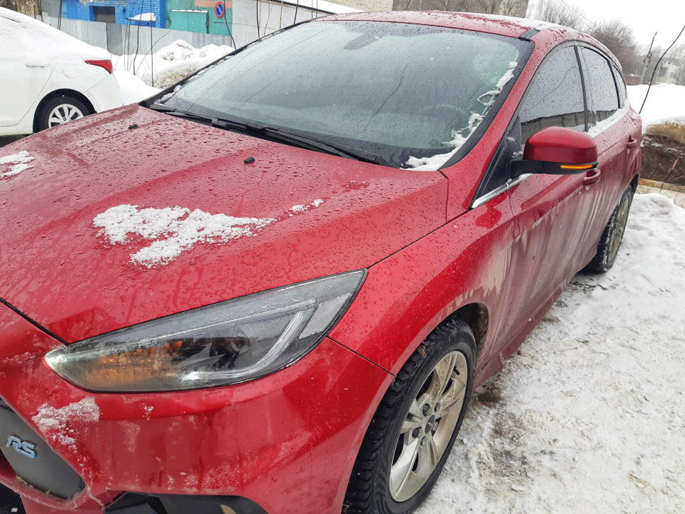 Диодные поворотники в зеркала заднего вида — Ford Focus Hatchback III ...