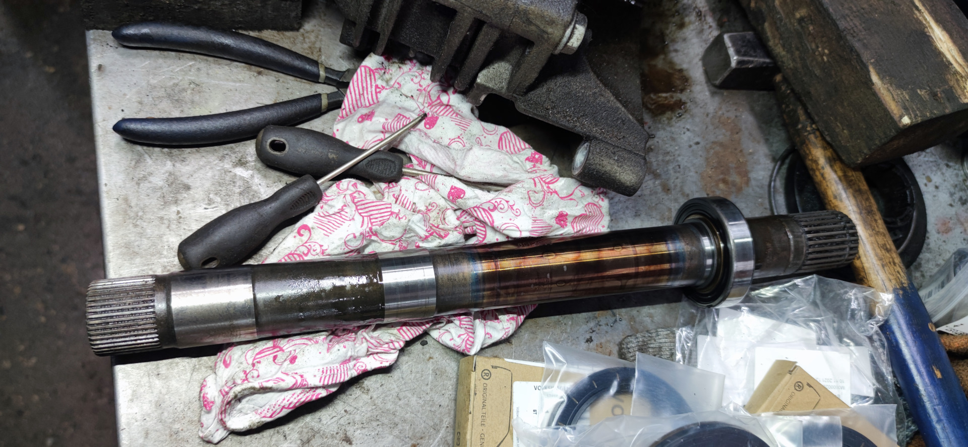 Замена сальников раздатки T5 4motion — Volkswagen Caravelle (T5), 2 л ...