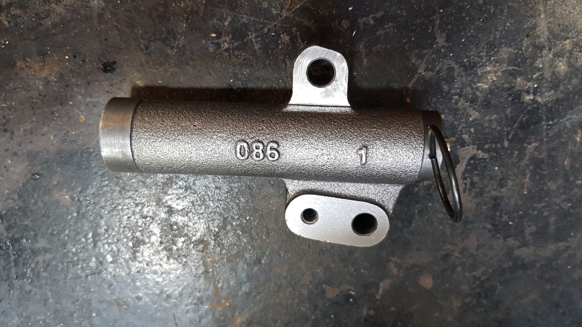 Замена ремней ГРМ, помпы и масла Galant 8 USA 4G64 — Mitsubishi Galant ...